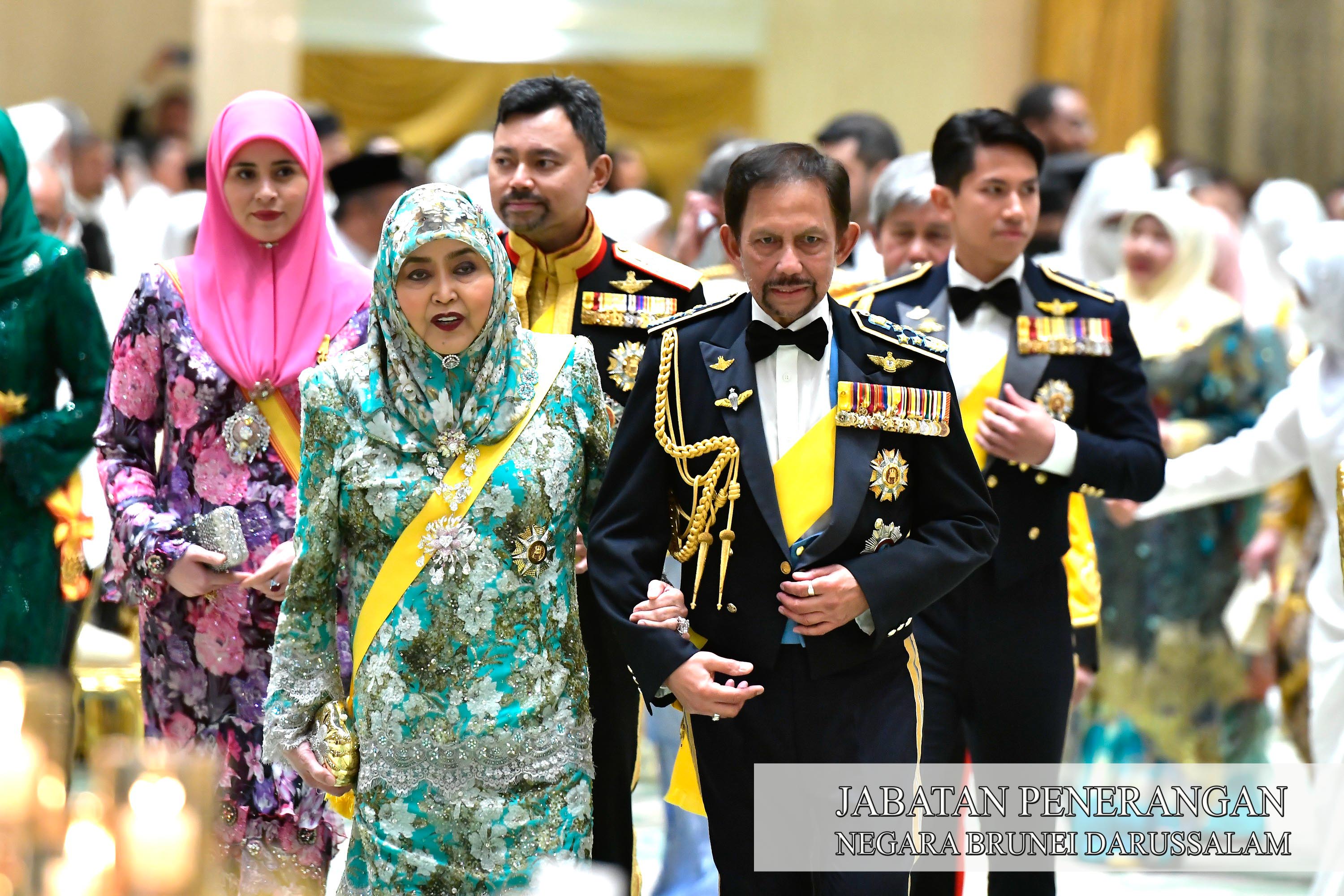 Berita JPM - Majlis Persantapan Diraja bergemerlapan